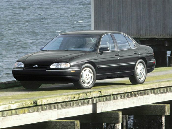 1995 Chevrolet Lumina Specs, Safety Rating & MPG - CarsDirect