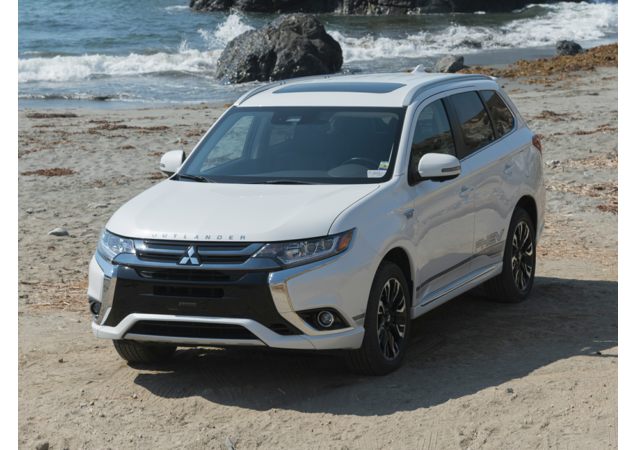 2018 Mitsubishi Outlander: Reviews, Prices, Ratings and Specs