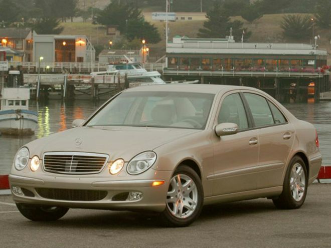 2005 Mercedes-Benz E320 Pictures