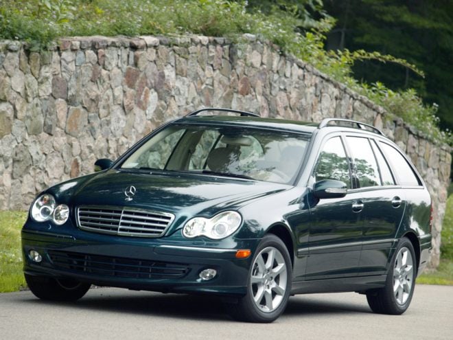 2005 Mercedes-Benz C240 Pictures