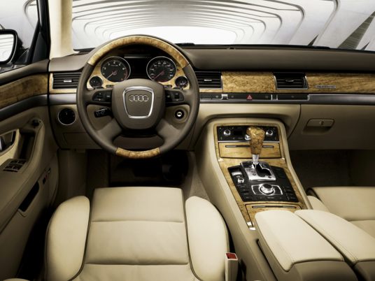 2007 Audi A8 Pictures