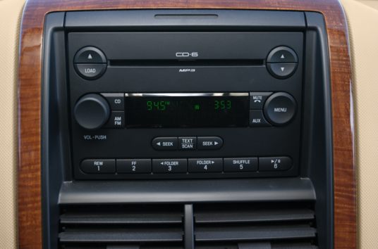 2007 Ford Explorer Pictures