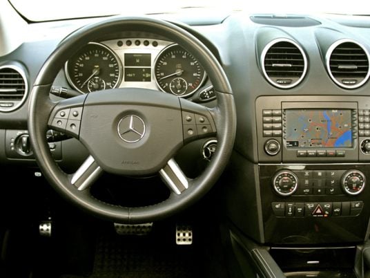 2007 Mercedes-Benz ML500 Pictures