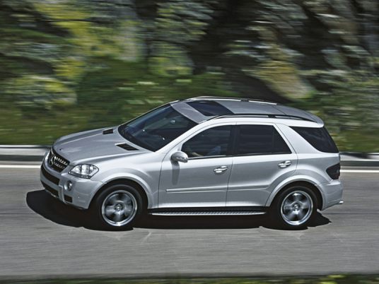 2007 Mercedes-Benz ML63 AMG Pictures
