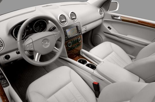 2008 Mercedes-Benz ML350 Pictures