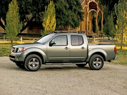 2021 Nissan Frontier Exterior Pictures