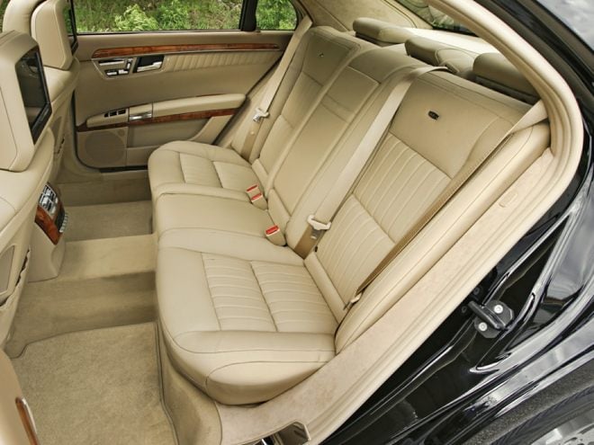 2010 Mercedes-Benz S600 Pictures