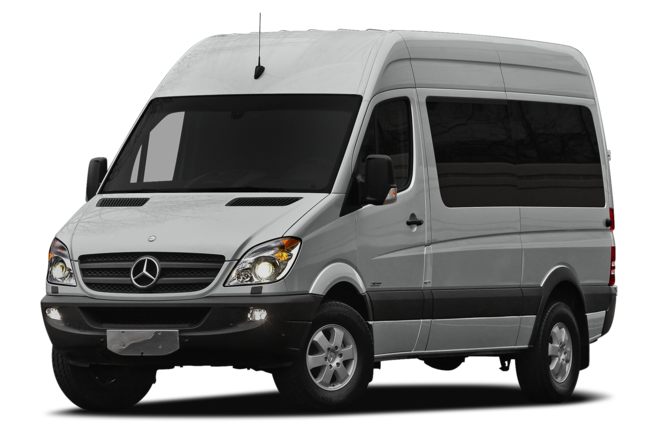 2010 Mercedes-Benz Sprinter Wagon Pictures