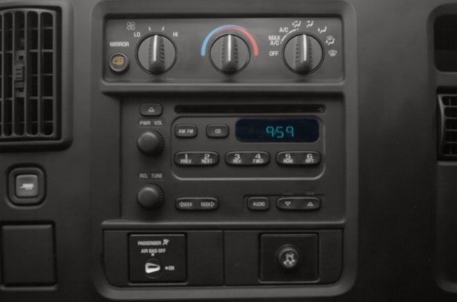 2011 Chevrolet Express Pictures