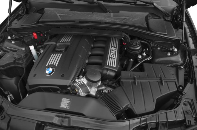 2012 BMW 128 Pictures