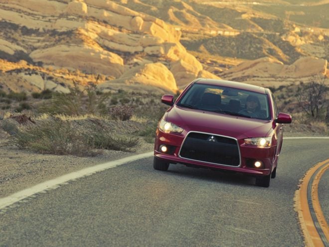 2012 Mitsubishi Lancer Pictures