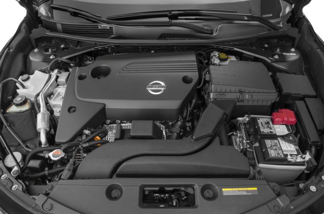 2015 Nissan Altima Pictures