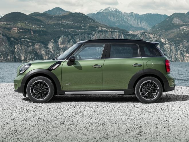 2016 MINI Countryman Pictures