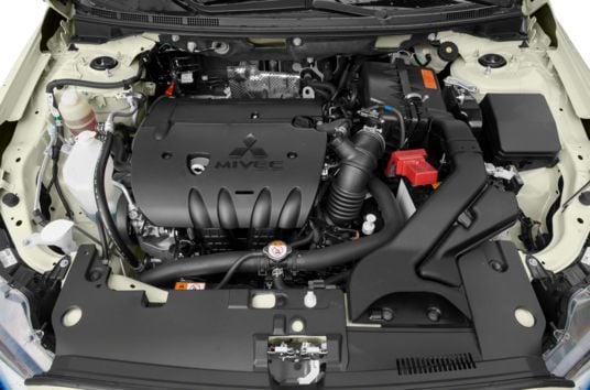 2016 Mitsubishi Lancer Pictures