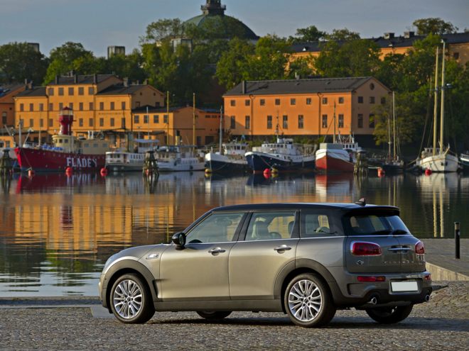 2017 MINI Clubman Pictures