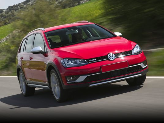 2017 Volkswagen Golf Alltrack Exterior Pictures