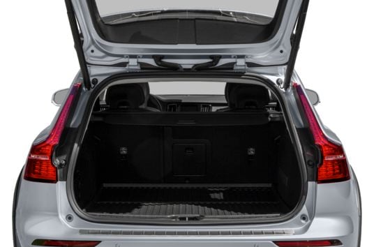 2021 Volvo V60 Pictures