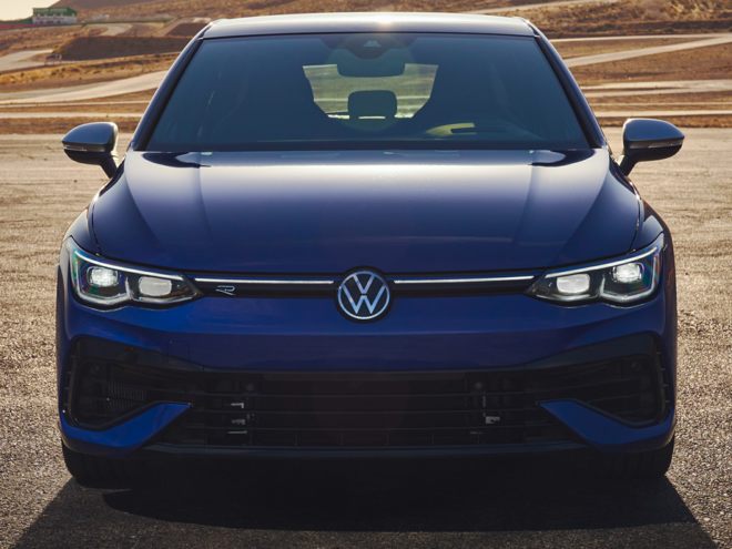 2022 Volkswagen Golf R Pictures