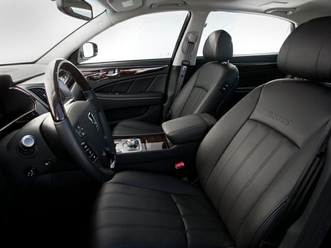 2012 Hyundai Equus Pictures