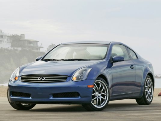 2005 INFINITI G35 Pictures
