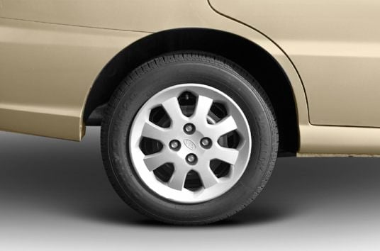 2005 Kia Rio Pictures