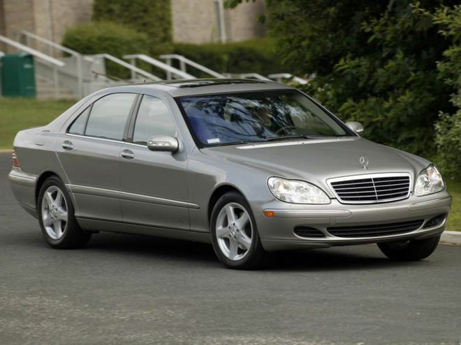 2005 Mercedes-Benz S500 Pictures