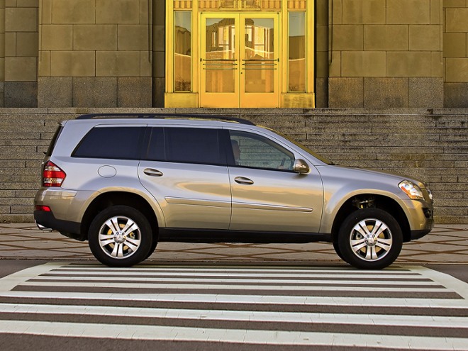 2009 Mercedes-Benz GL450 Pictures
