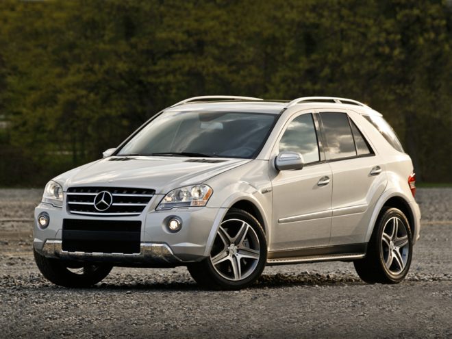 2010 Mercedes-Benz ML63 AMG Pictures