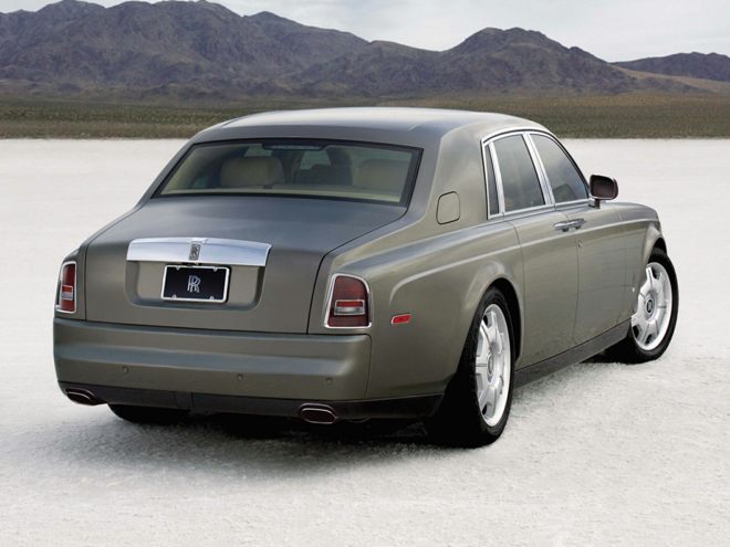 2011 Rolls-Royce Phantom Pictures