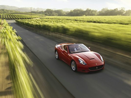 2011 Ferrari California Pictures