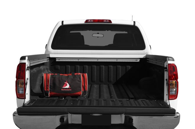 2010 Nissan Frontier Pictures