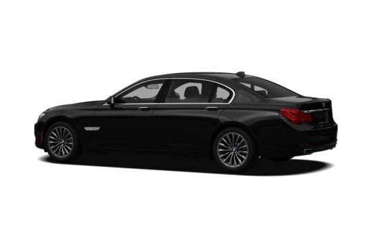 2012 BMW 740 Pictures