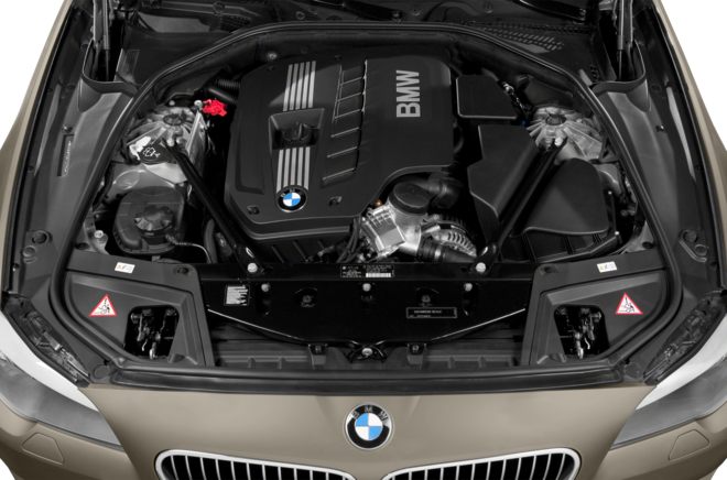 2013 BMW 550 Pictures