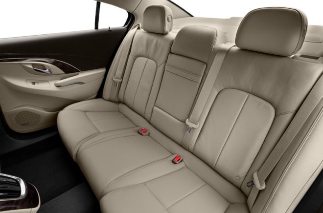 2016 Buick LaCrosse Pictures