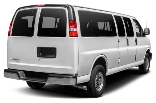 2017 Chevrolet Express Pictures
