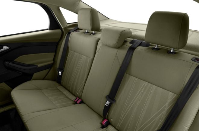 2018 Ford Focus Pictures