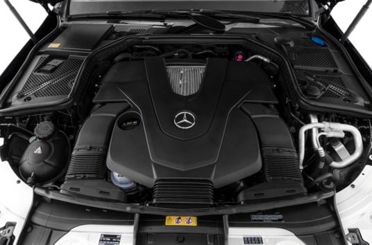 2015 Mercedes-Benz C400 Pictures