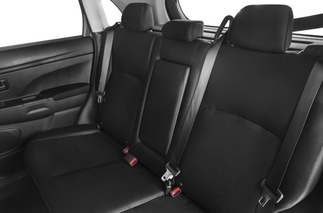 2015 Mitsubishi Outlander Sport Pictures