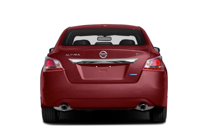 2015 Nissan Altima Pictures