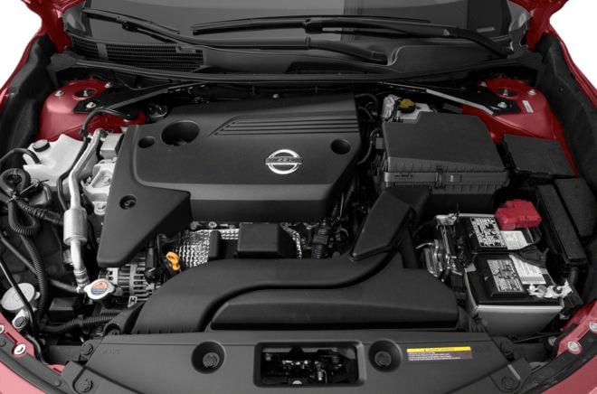 2015 Nissan Altima Pictures