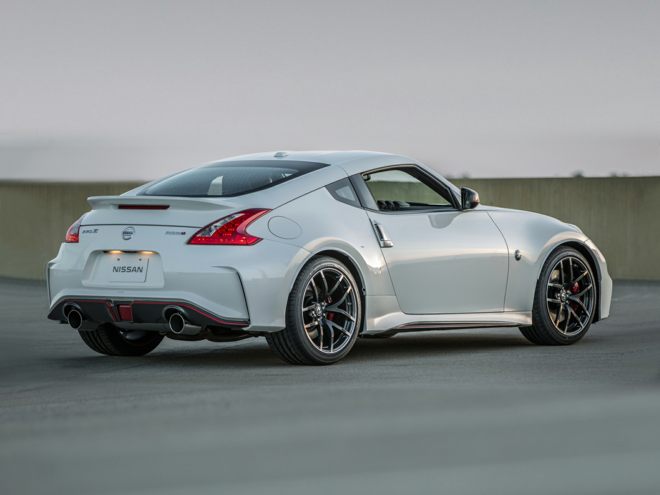 2017 Nissan 370Z Pictures
