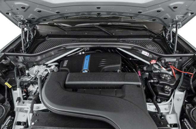 2016 BMW X5 eDrive Pictures