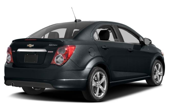 2016 Chevrolet Sonic Pictures