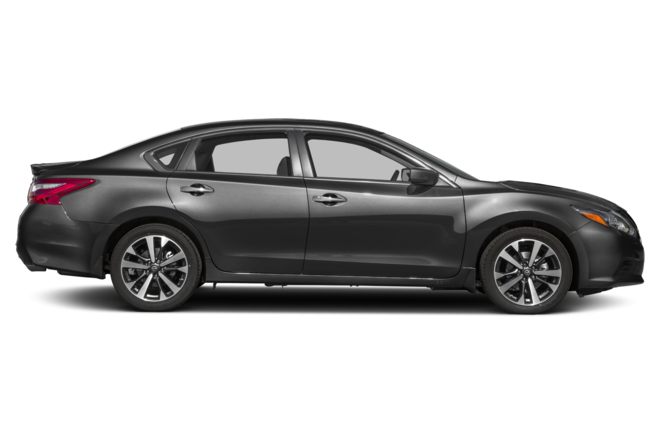 2017 Nissan Altima Pictures