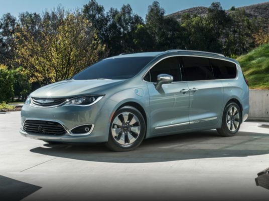 2019 Chrysler Pacifica Pictures