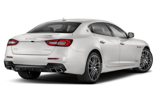 2017 Maserati Quattroporte Pictures