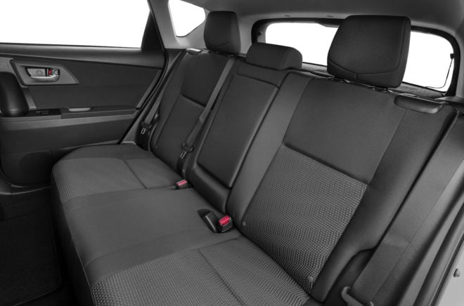 2018 Toyota Corolla iM Pictures