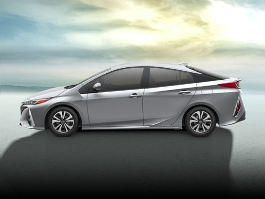 2018 Toyota Prius Prime Pictures