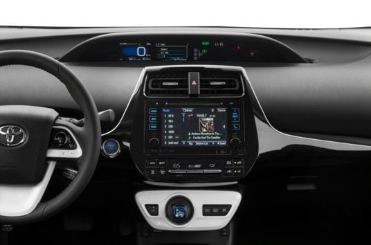 2018 Toyota Prius Prime Pictures