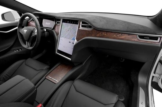 2020 Tesla Model S Pictures